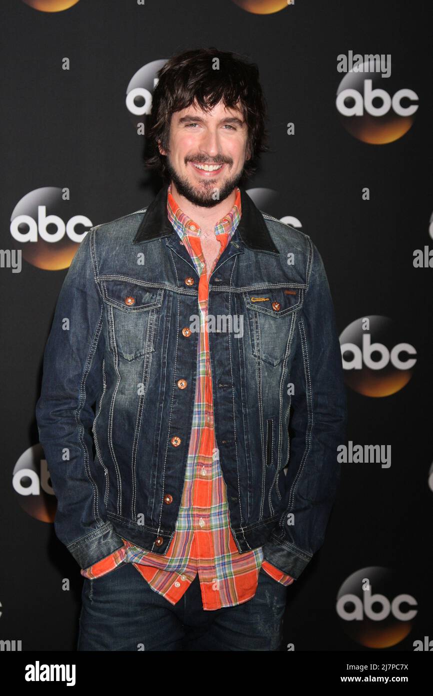 LOS ANGELES - JUL 15: Nicolas Wright at the ABC July 2014 TCA at ...