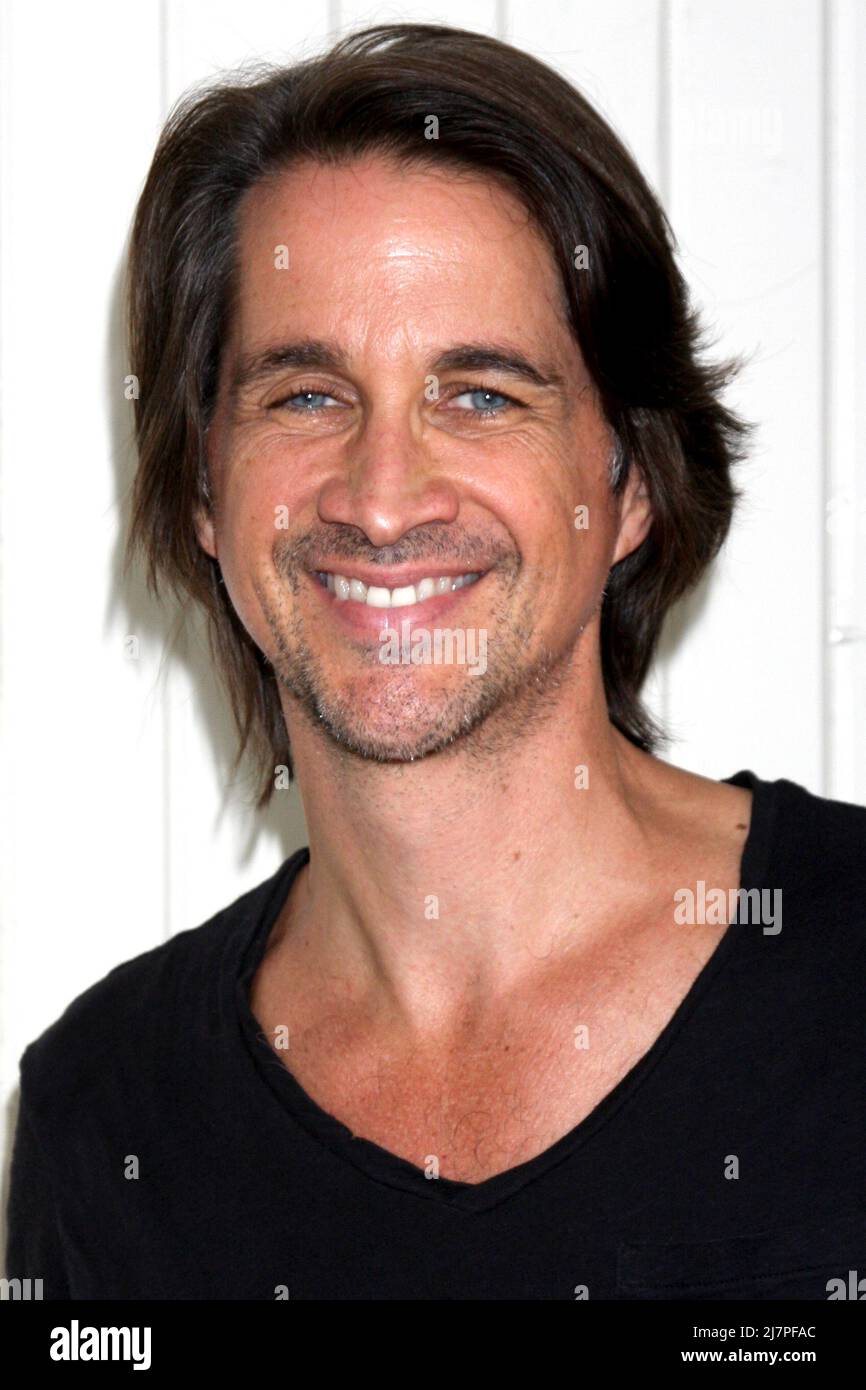 LOS ANGELES - AUG 2: Michael Easton at the "General Hospital" Fan Club ...