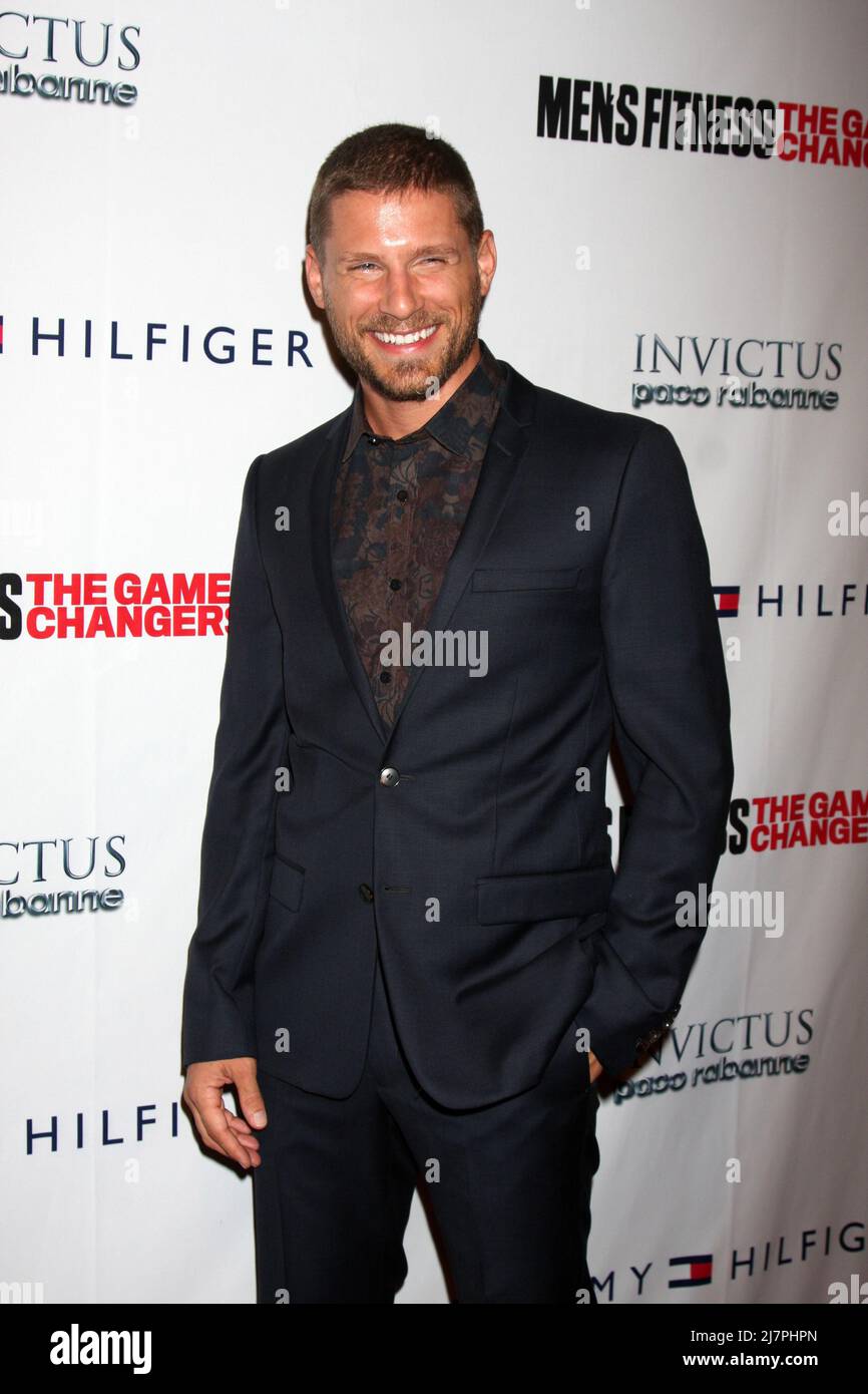 LOS ANGELES - SEP 17: Matt Lauria at the MEN'S FITNESS Celebrates The ...