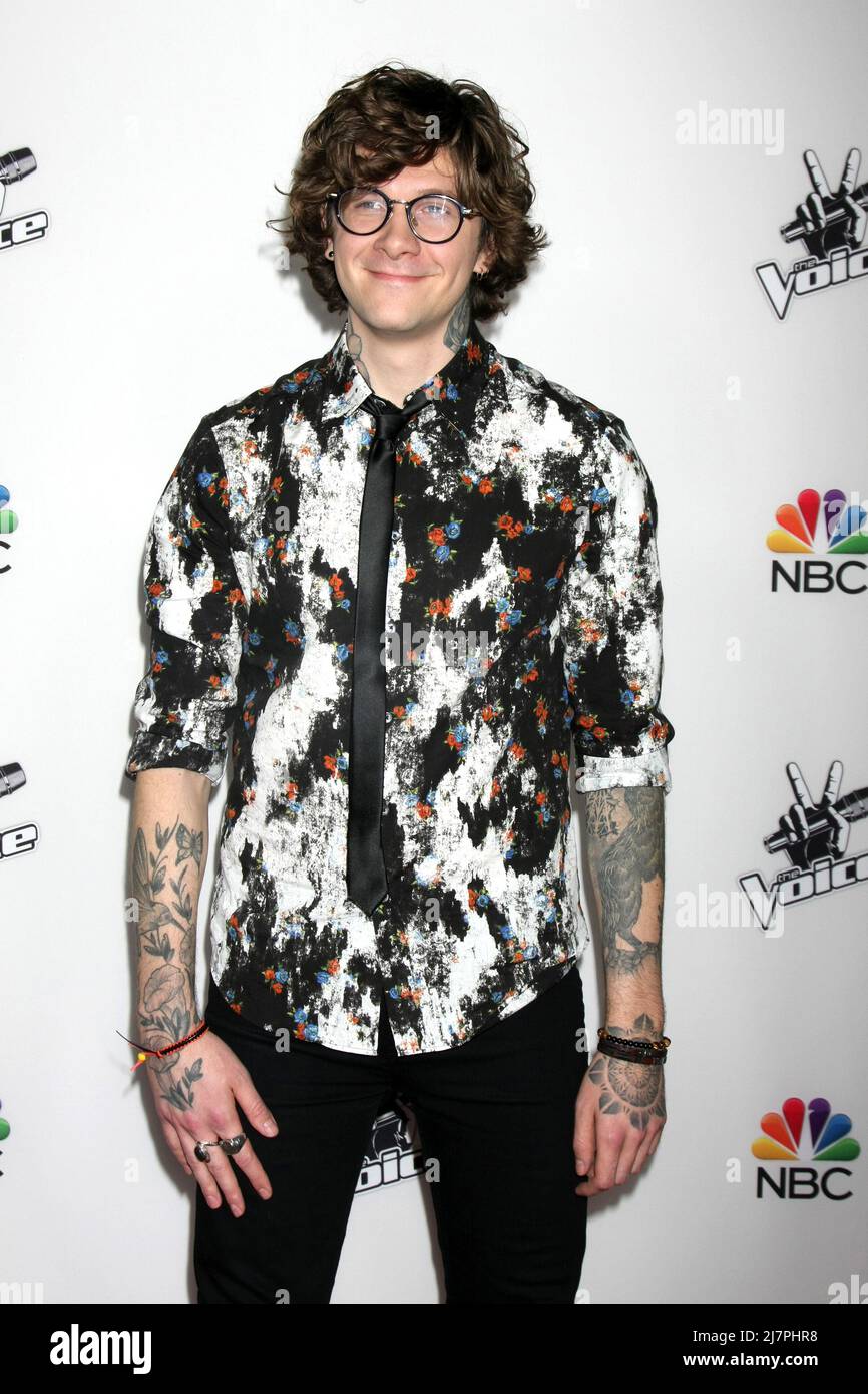 LOS ANGELES - DEC 8: Matt McAdams at the NBC's "The Voice" Season 7 Red ...