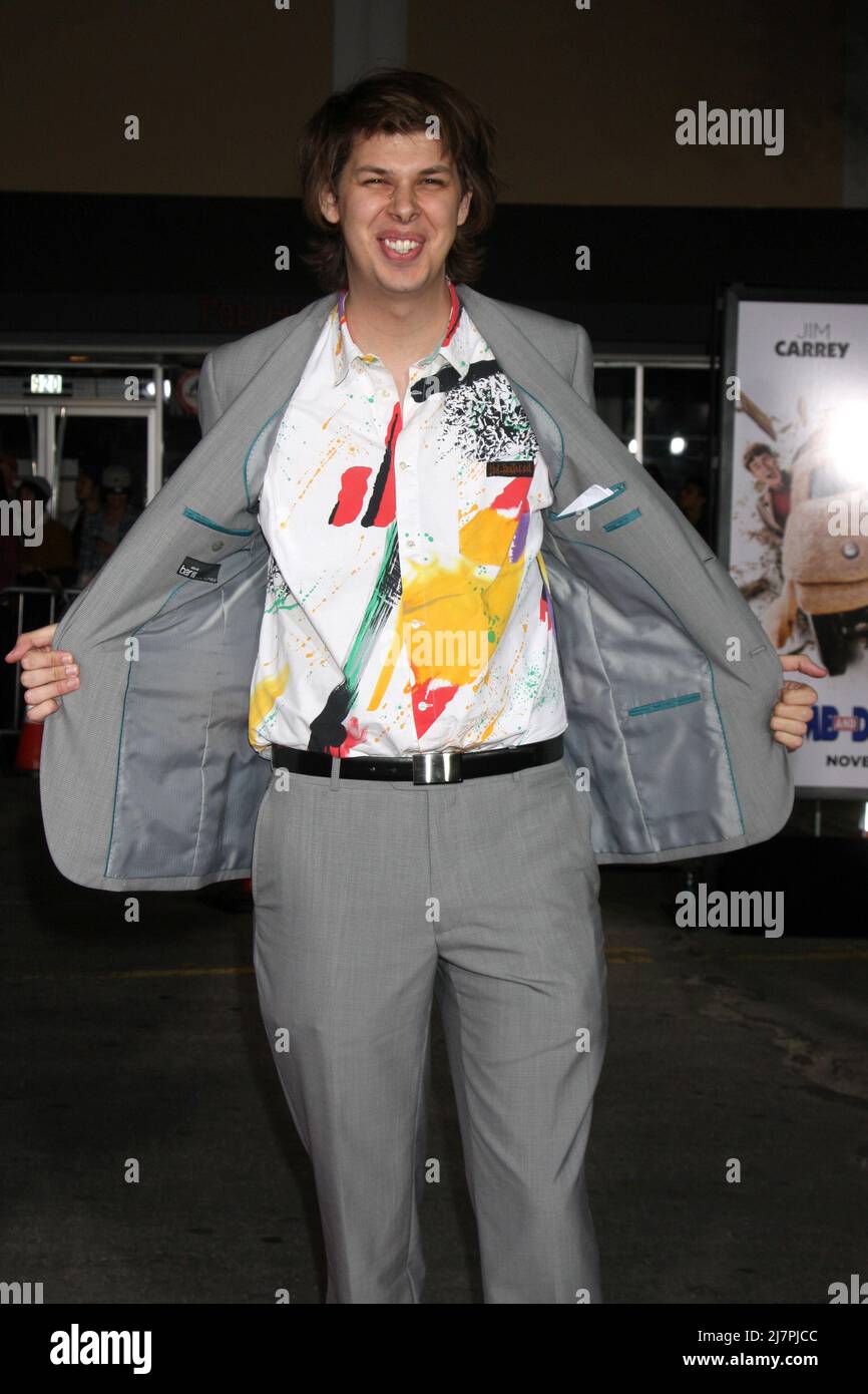 LOS ANGELES - NOV 3: Matthew Cardarople at the Dumb and Dumber To ...