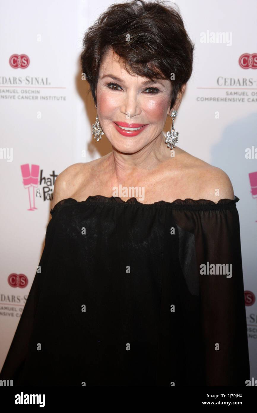 LOS ANGELES - MAY 31: Mary Ann Mobley at the "What a Pair" 10th Anniv ...