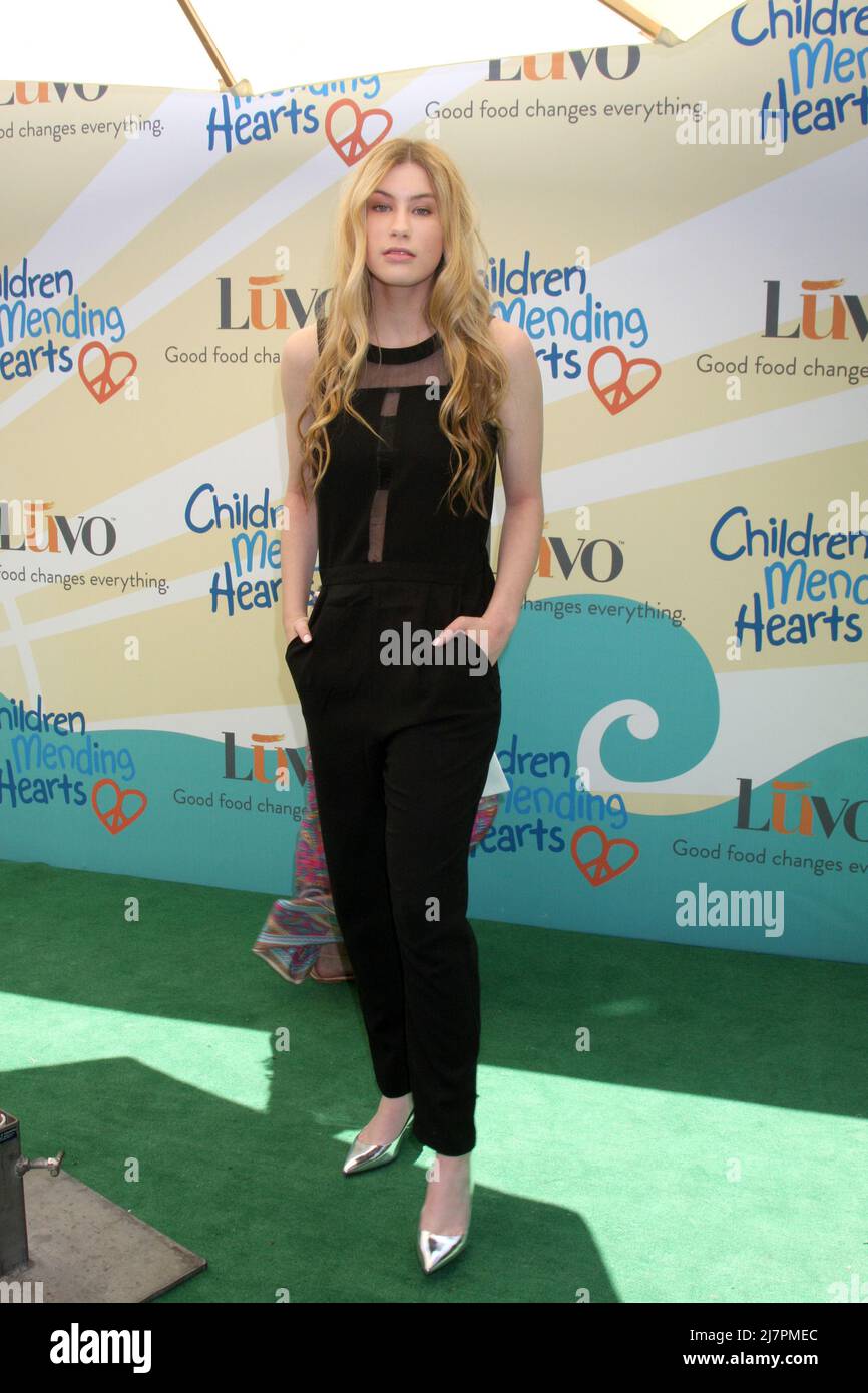 Maddie simpson hi-res stock photography and images - Alamy