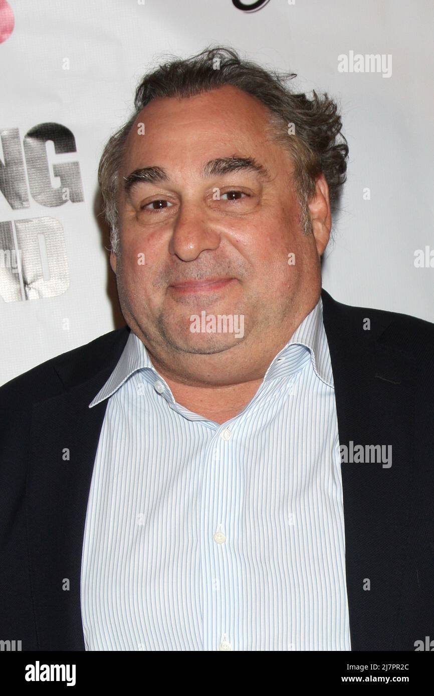 LOS ANGELES - APR 1: Leslie Greif at the "10 Rules for Sleeping Around ...