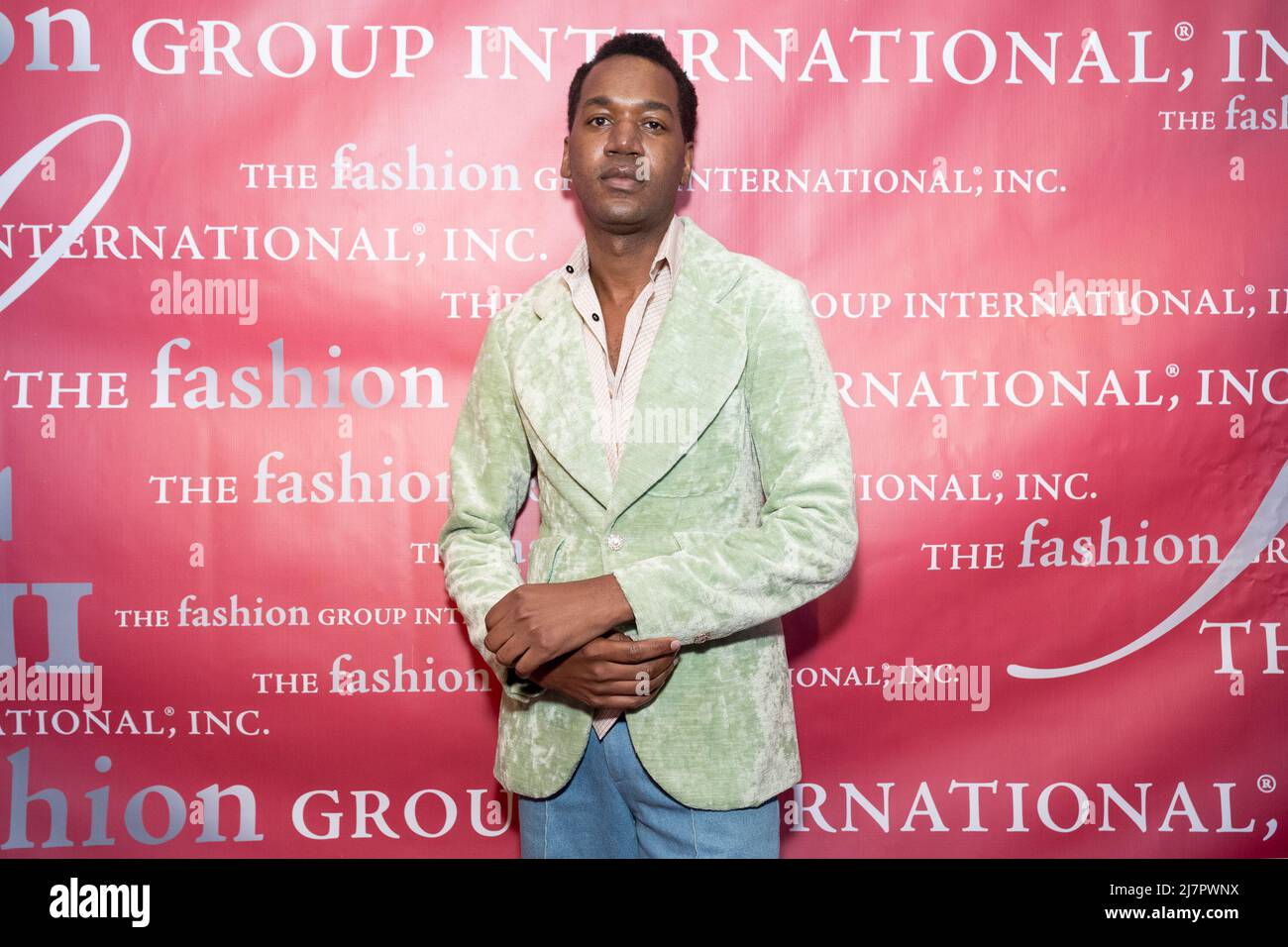 Kenneth nicholson hi-res stock photography and images - Alamy