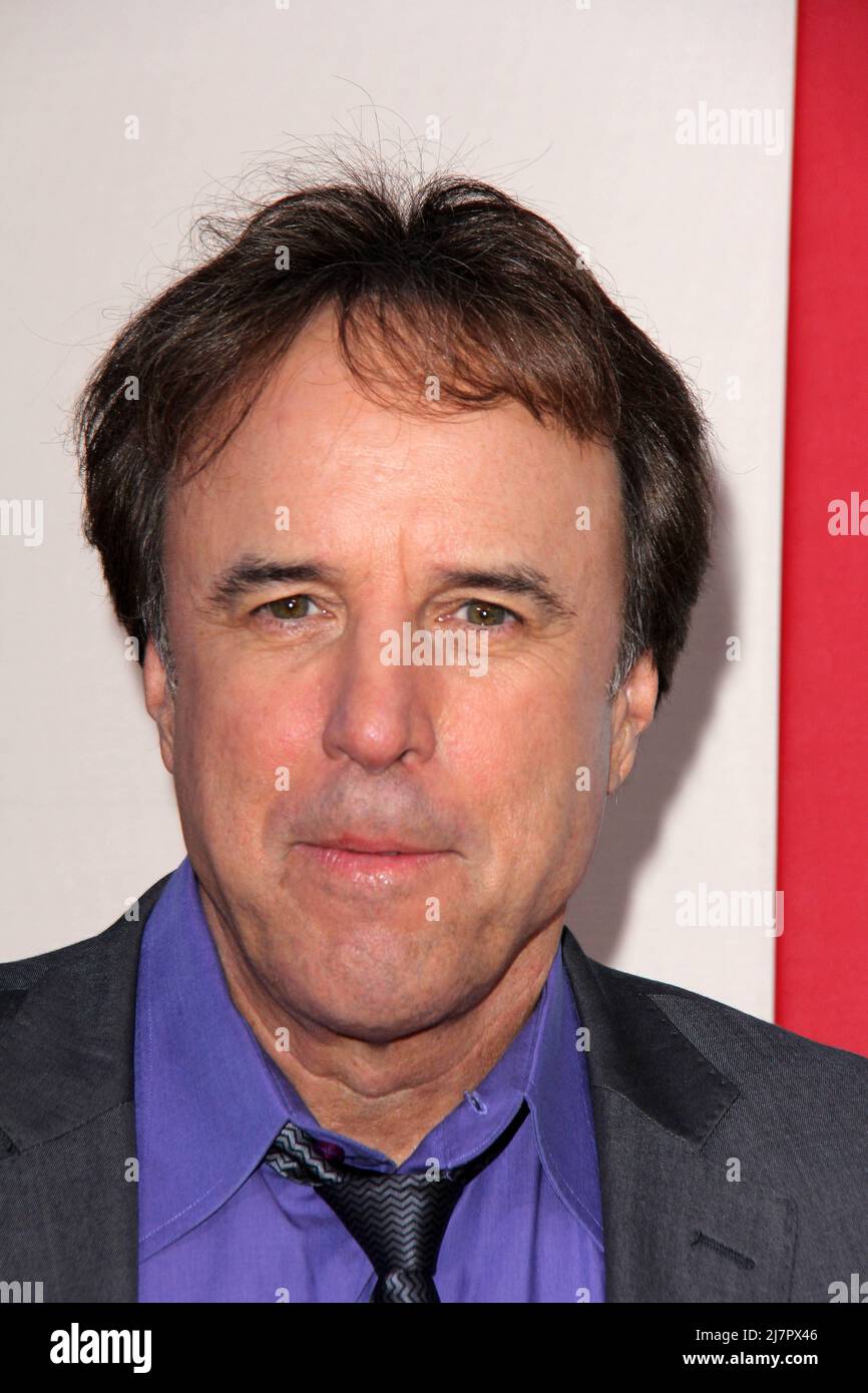 LOS ANGELES - MAY 21: Kevin Nealon at the "Blended" Premiere at TCL ...