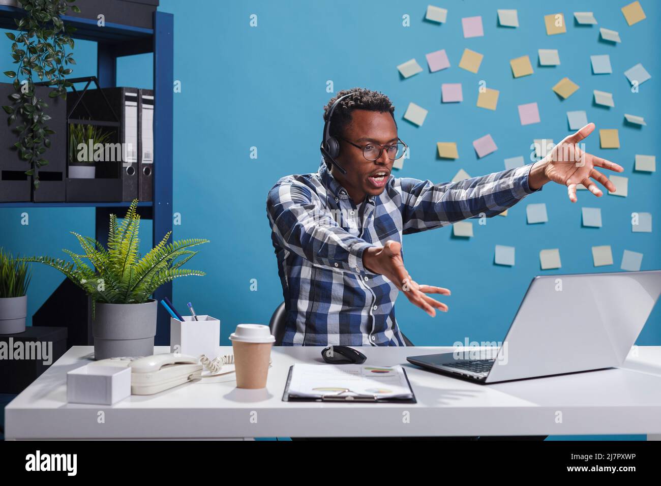 Anger client hi-res stock photography and images - Alamy