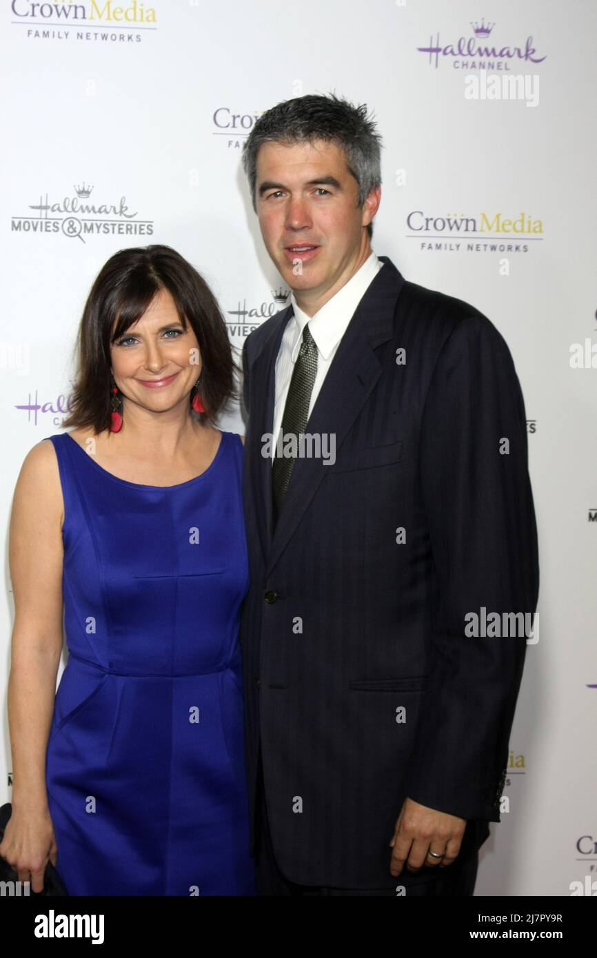 LOS ANGELES - JAN 8: Kellie Martin, Keith Christian at the Hallmark TCA ...
