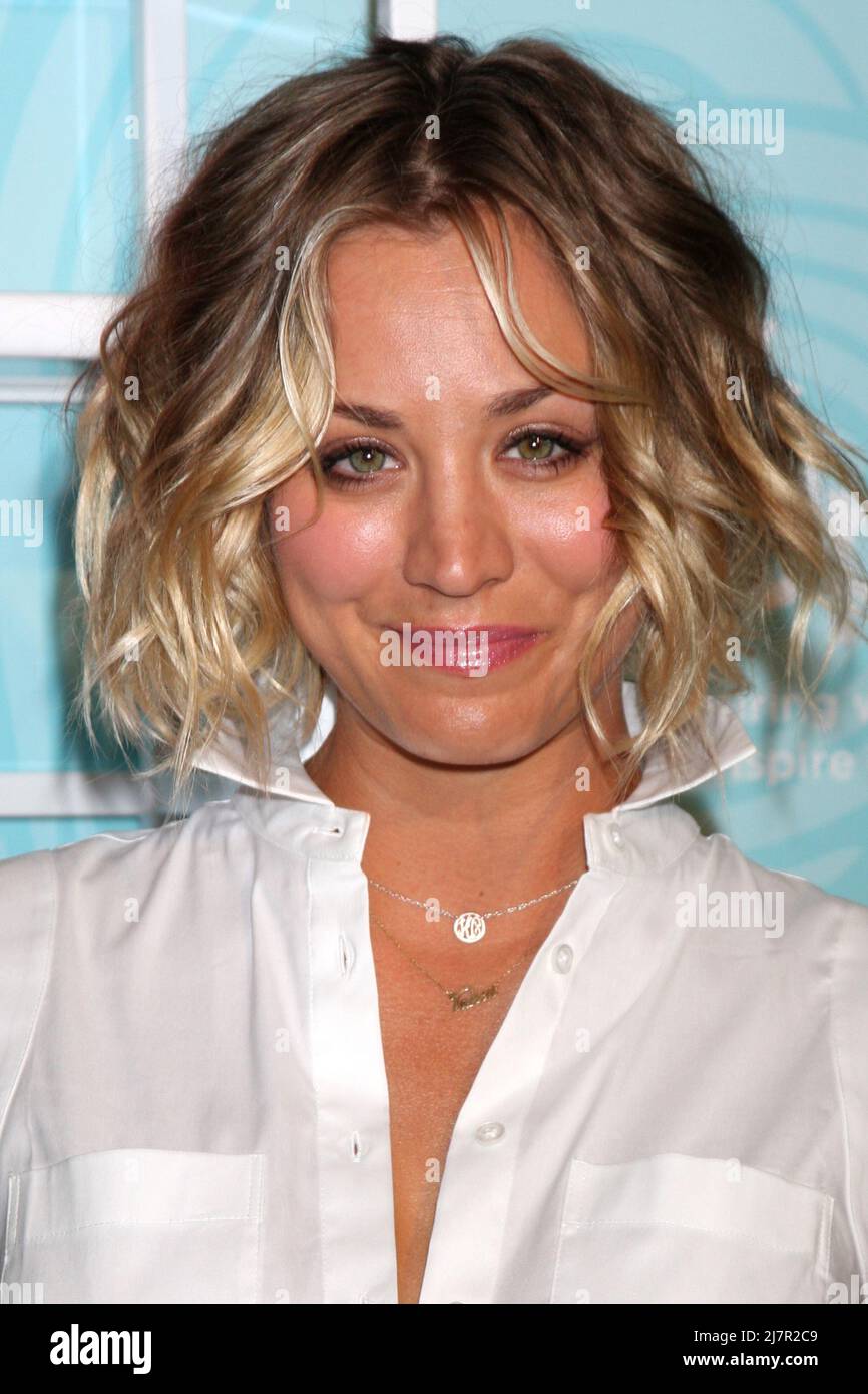 LOS ANGELES - MAY 30: Kaley Cuoco at the Step Up's Inspiration Network ...