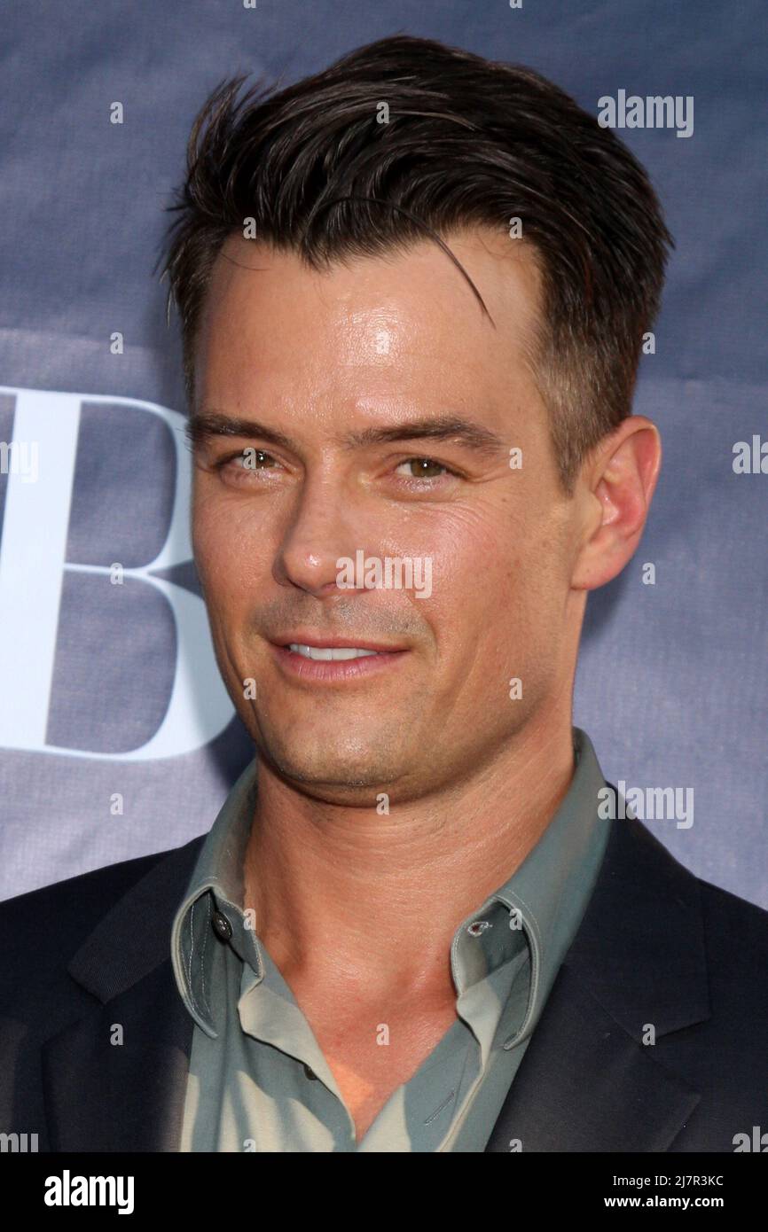 Thomas gibson cbs hi-res stock photography and images - Alamy