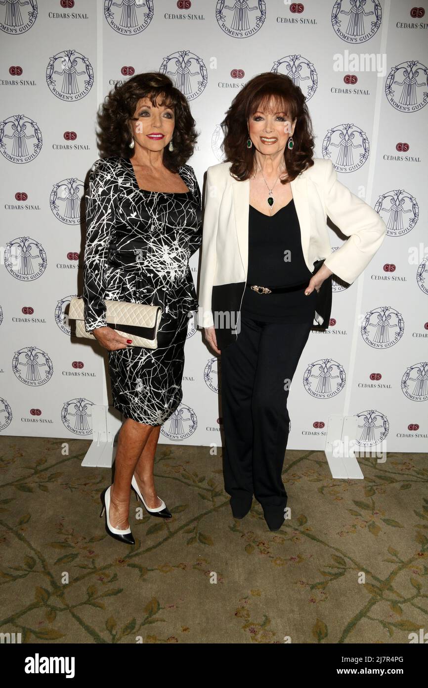 LOS ANGELES - APR 22: Joan Collins, Jackie Collins at the Women's Guild ...
