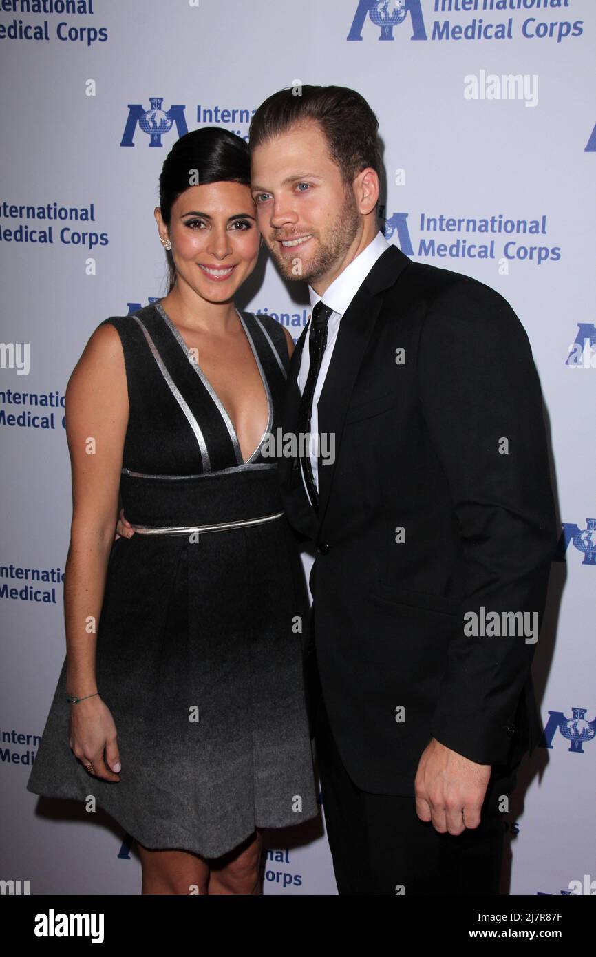 LOS ANGELES - OCT 23: Jamie Lynn Sigler, Cutter Dykstra at the ...