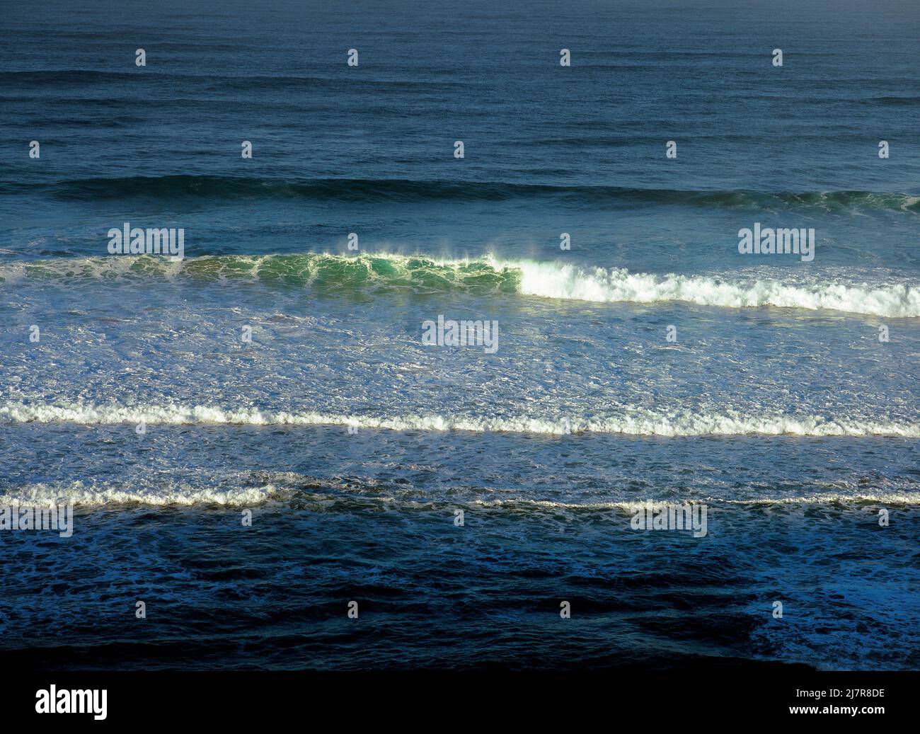 Breaking Coastal Waves, Southern Ocean, Victoria, Australia Stock Photo ...