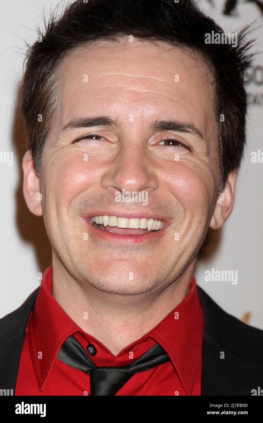 LOS ANGELES - MAR 29: Hal Sparks at the Humane Society Of The United ...