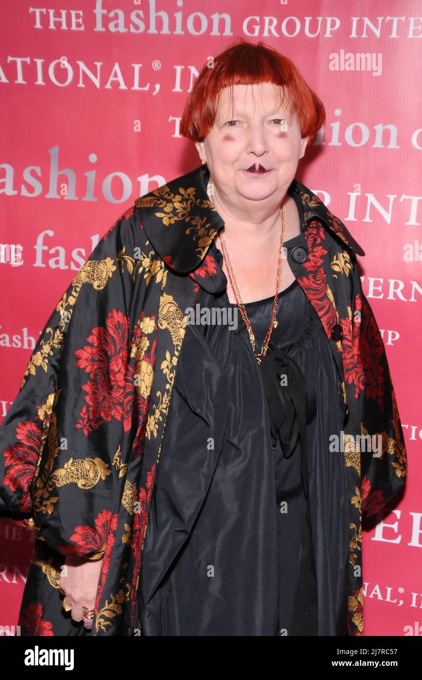 New York, United States. 10th May, 2022. Lynn Yaeger attends the ...