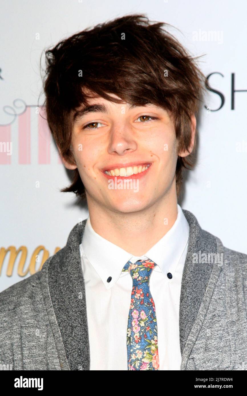 LOS ANGELES - APR 27: Evan Crooks at the Ryan Newman's Glitz and Glam ...