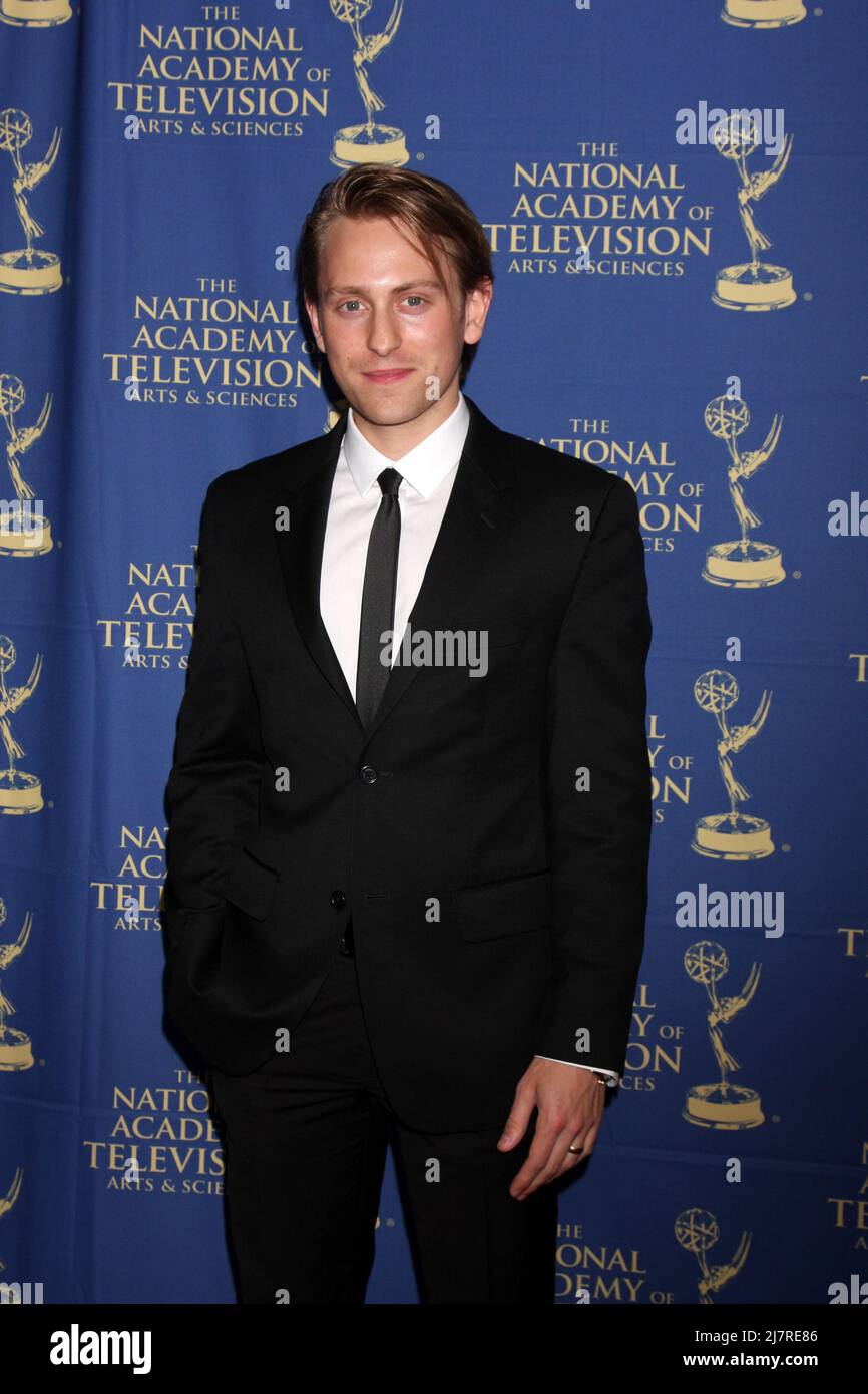 LOS ANGELES - JUN 20: Eric Nelsen at the 2014 Creative Daytime Emmy ...