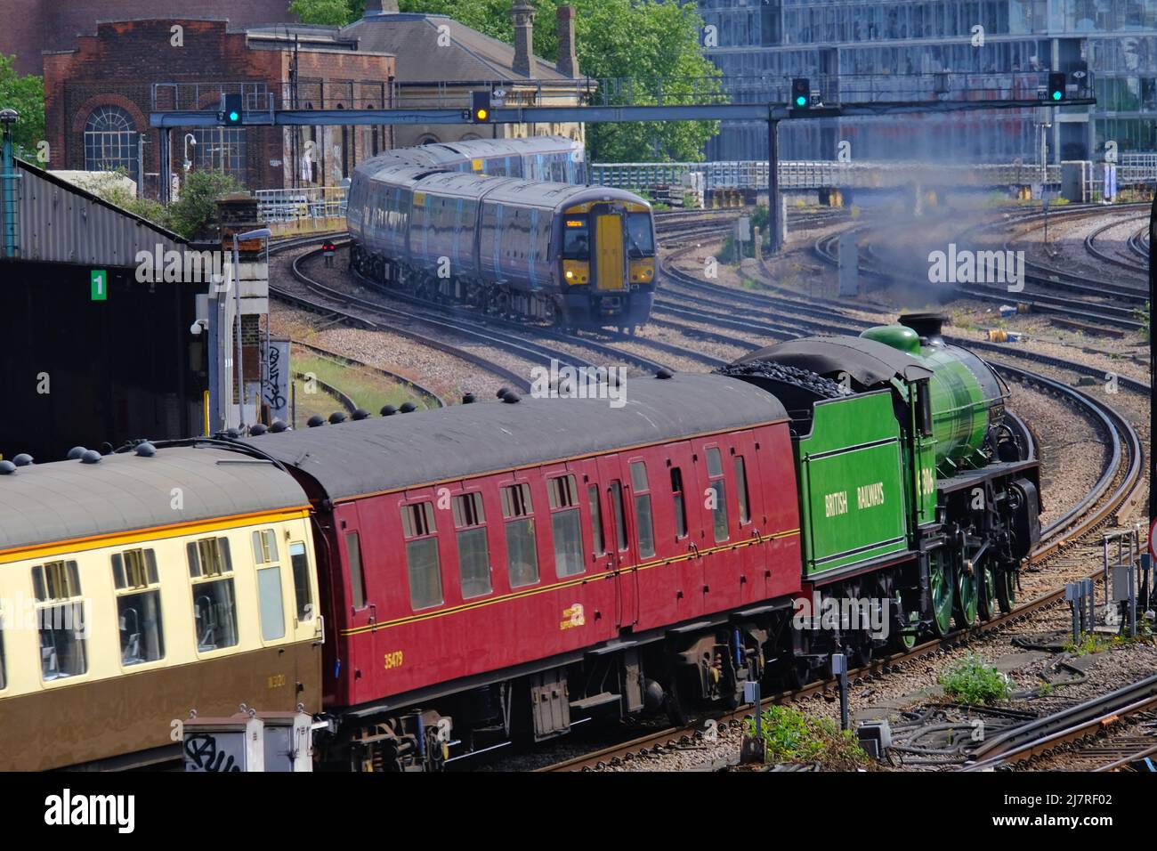 Mayflower steam locamotive hi-res stock photography and images - Alamy