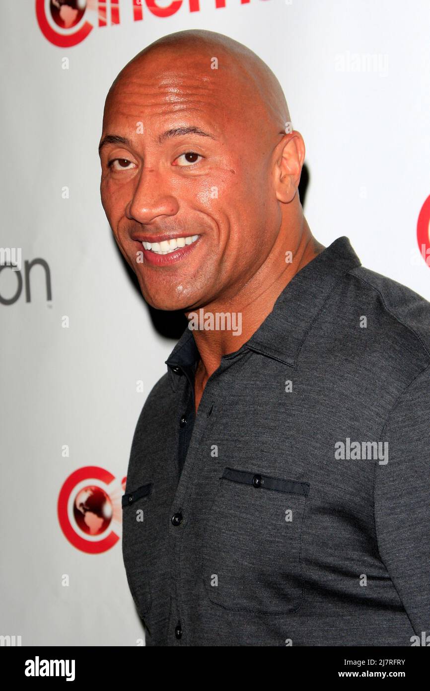 Cinemacon 2014 dwayne the rock hi-res stock photography and images - Alamy