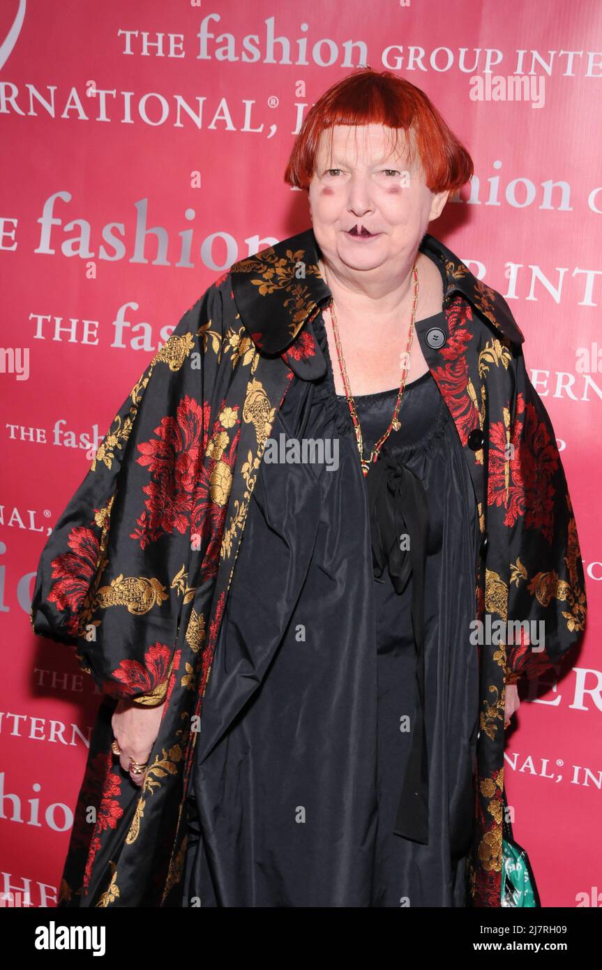Lynn Yaeger attends the Fashion Group International Rising Star Awards ...