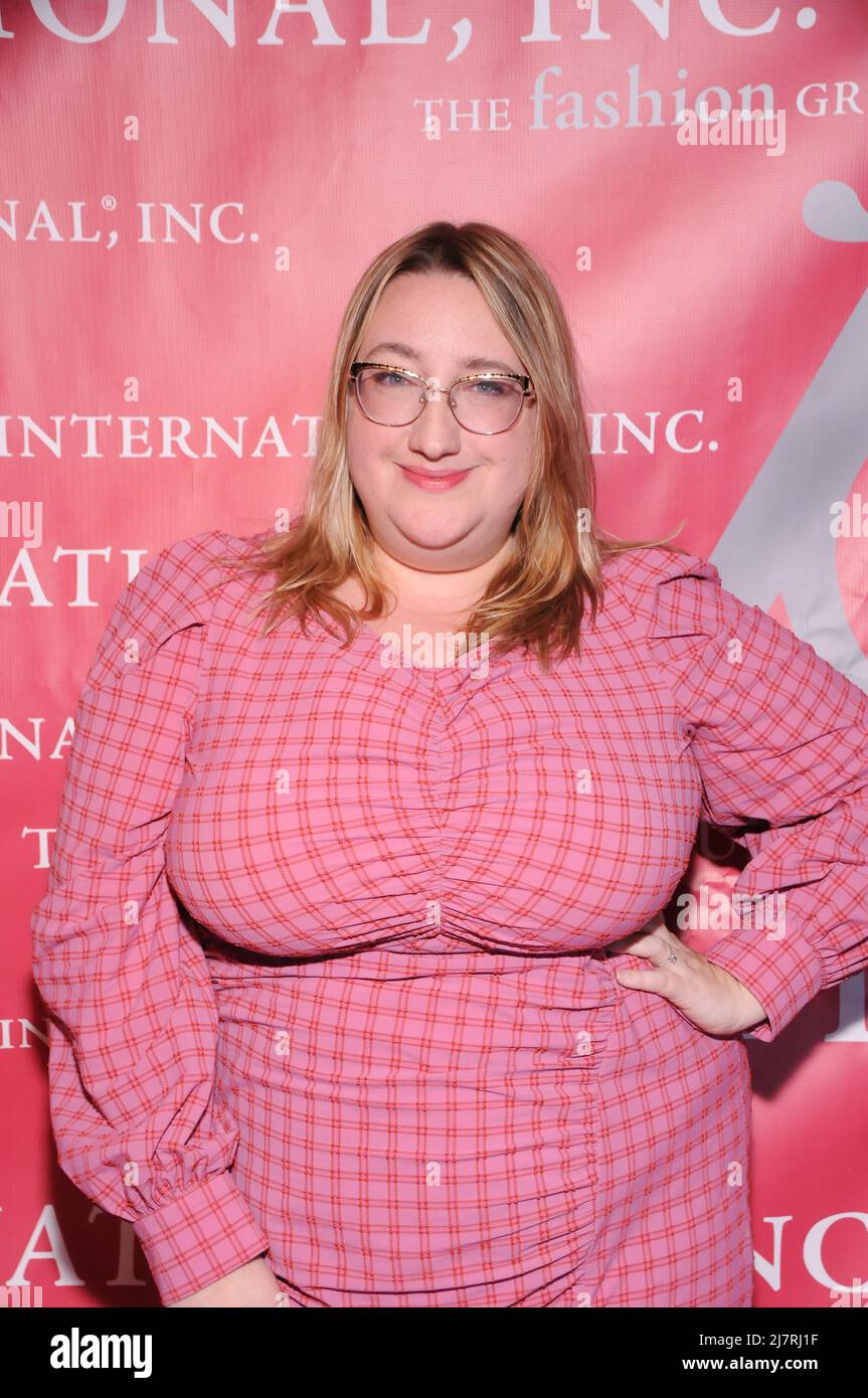 Sarah chiwaya hi-res stock photography and images - Alamy