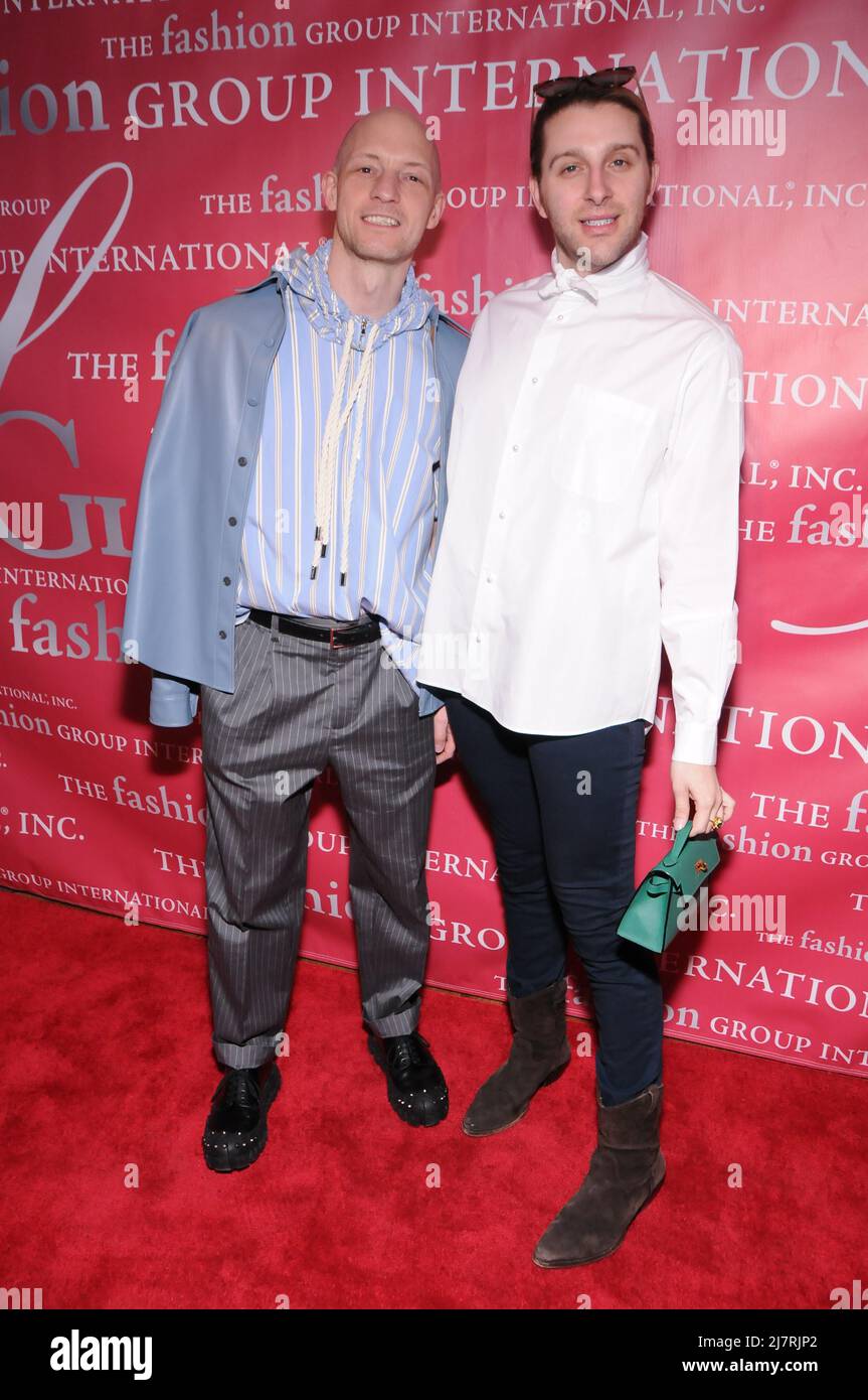 George mickum hi-res stock photography and images - Alamy