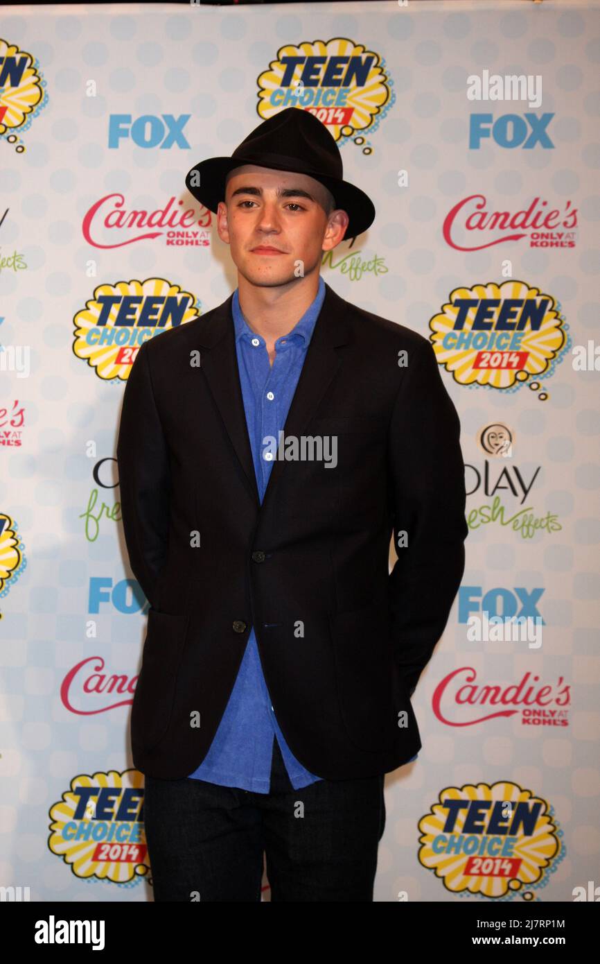 LOS ANGELES - AUG 10: Charlie Rowe at the 2014 Teen Choice Awards Press ...
