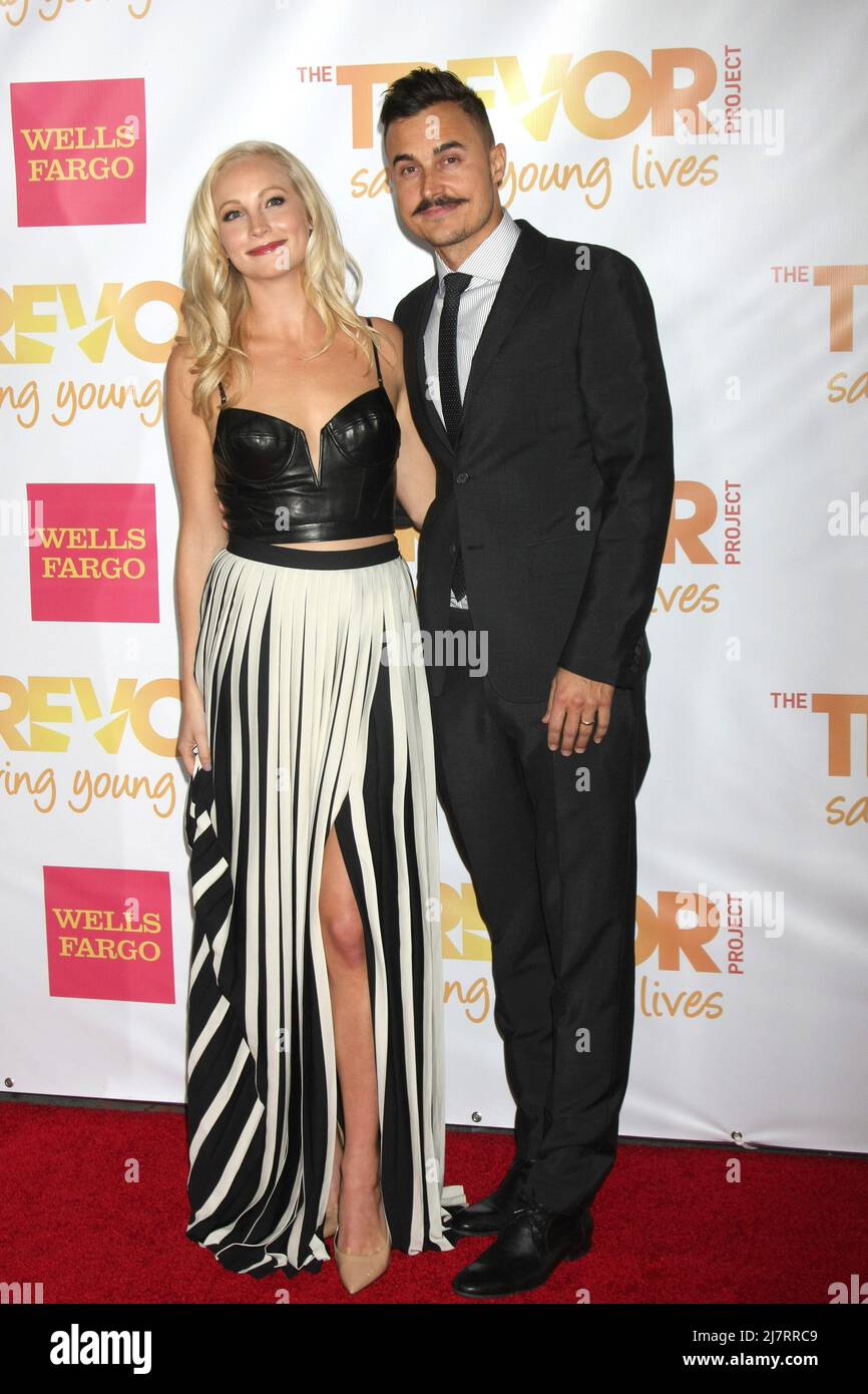 Candice Accola Boyfriend