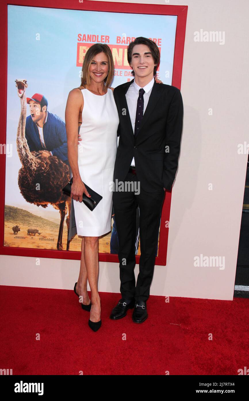 Zak henri and brenda strong hi-res stock photography and images - Alamy