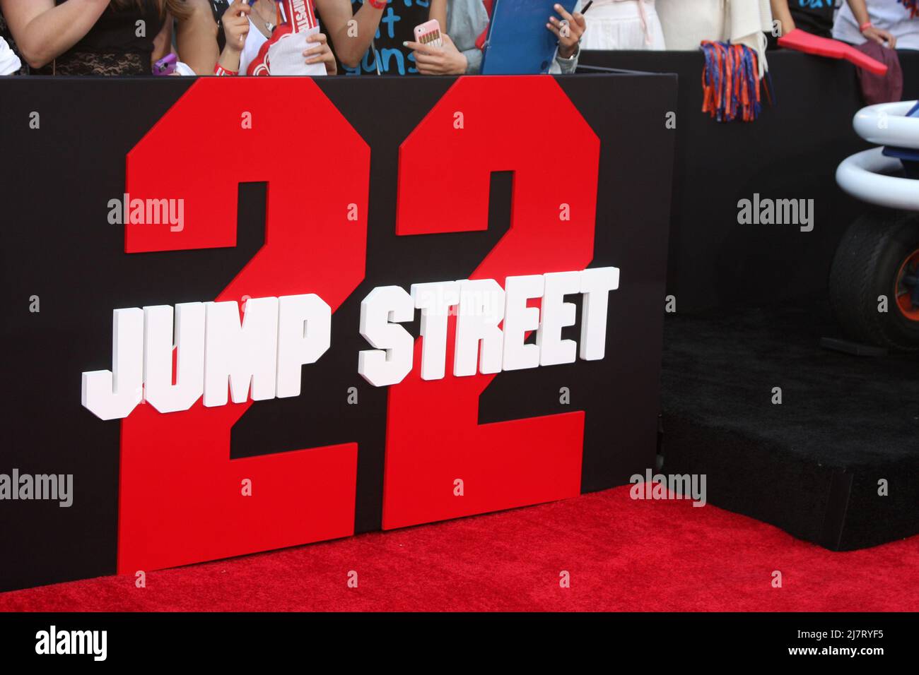 21 Jump Street Logo
