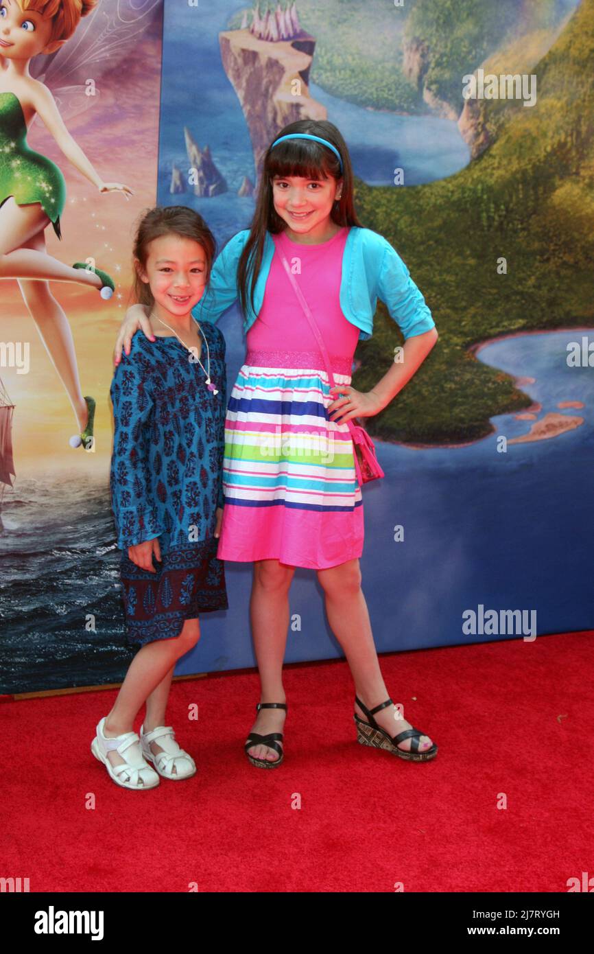 Chloe anderson hi-res stock photography and images - Alamy