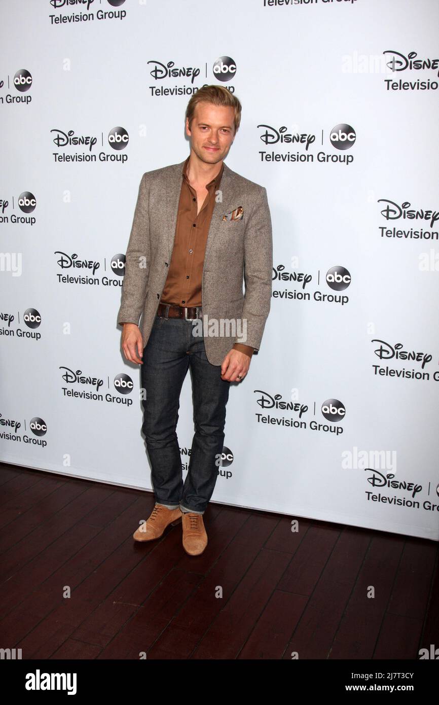 Adam campbell actor hi-res stock photography and images - Alamy