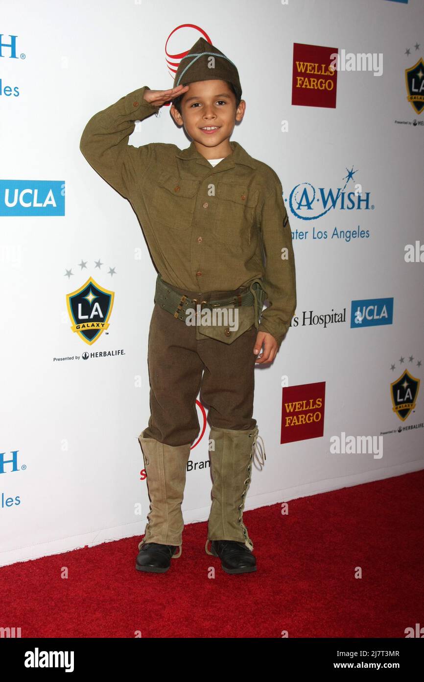 LOS ANGELES - DEC 3: Jacob Angel, Make-A-Wish child at the Make-A-Wish ...