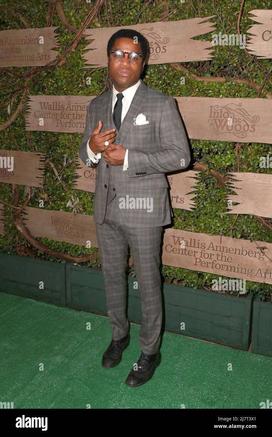 LOS ANGELES - DEC 3: Ty Taylor at the Opening night of Oregon ...