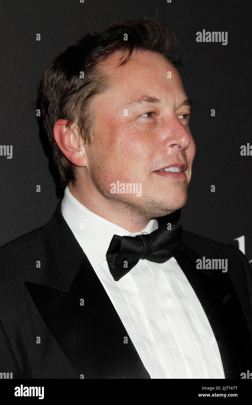 LOS ANGELES - DEC 11: Elon Musk at the Rihanna's First Annual Diamond ...