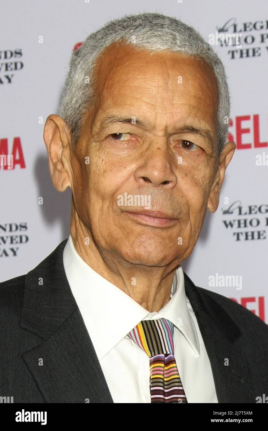 SANTA BARBARA - DEC 6: Julian Bond at the "Selma" & Legends Who Paved ...