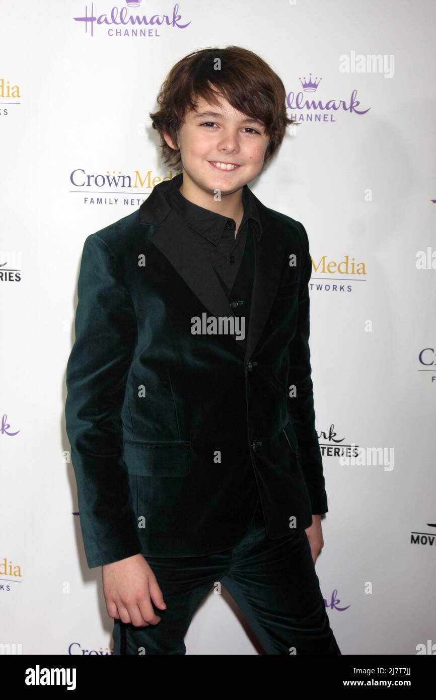 LOS ANGELES - NOV 4: Max Charles at the Hallmark Channel's "Northpole ...