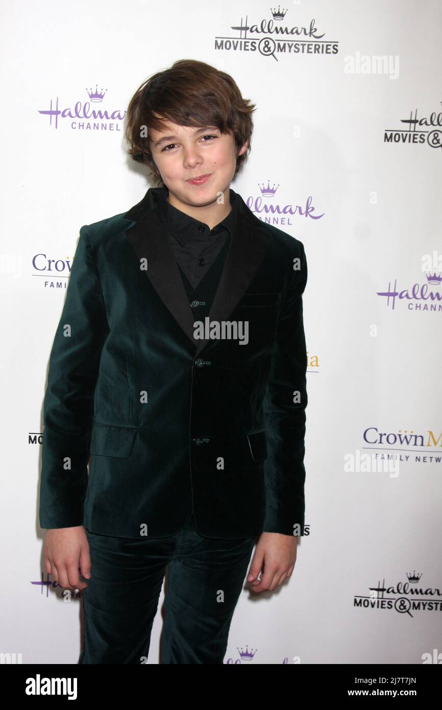 LOS ANGELES - NOV 4: Max Charles at the Hallmark Channel's "Northpole ...