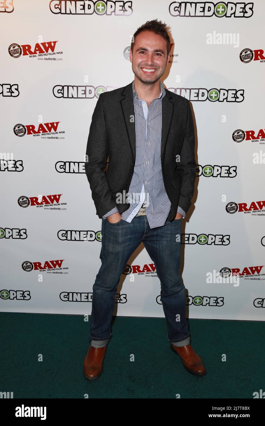 LOS ANGELES - NOV 18: Justin Smith at the CineDopes Web Series Premiere ...
