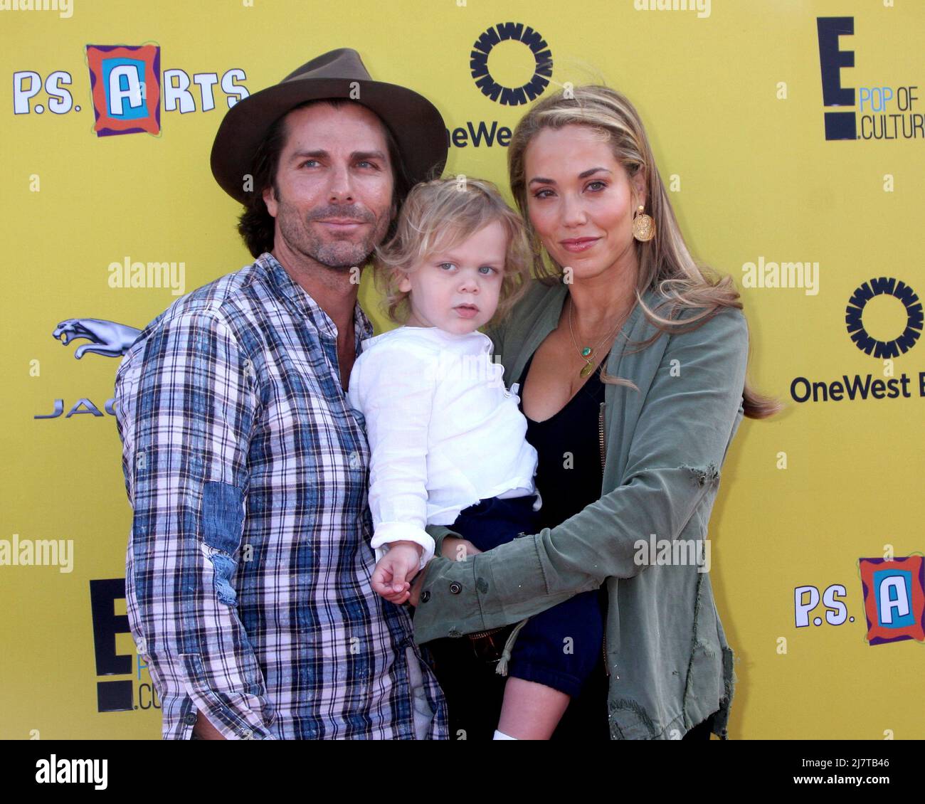LOS ANGELES - NOV 16: Greg Lauren, Sky Cole Lauren, Elizabeth Berkley ...