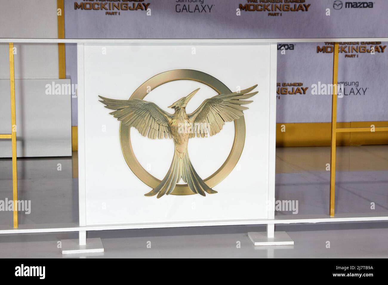 m LOS ANGELES - NOV 17: Mockingjay Emblem at the The Hunger Games ...