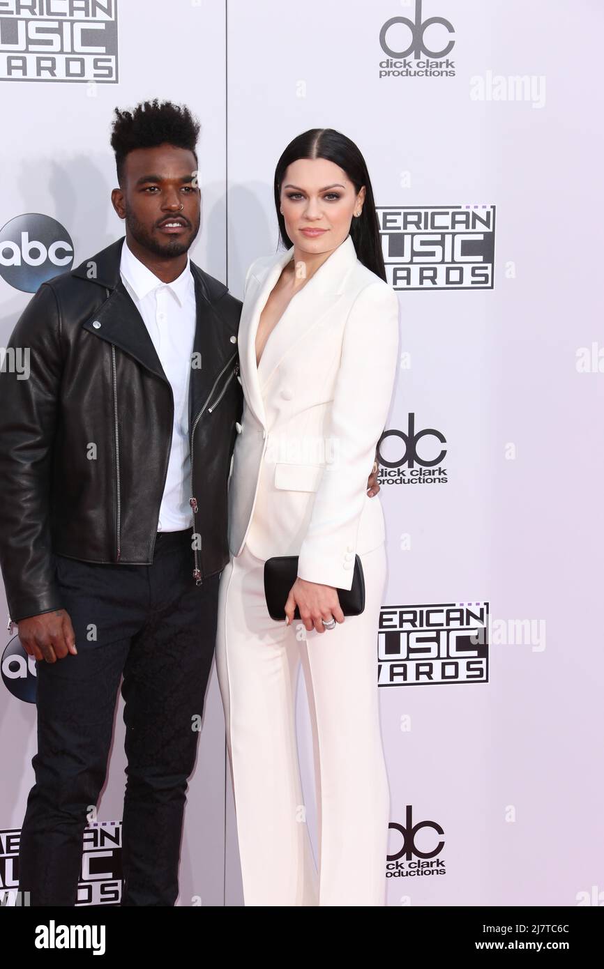 Jessie j and luke james hi-res stock photography and images - Alamy