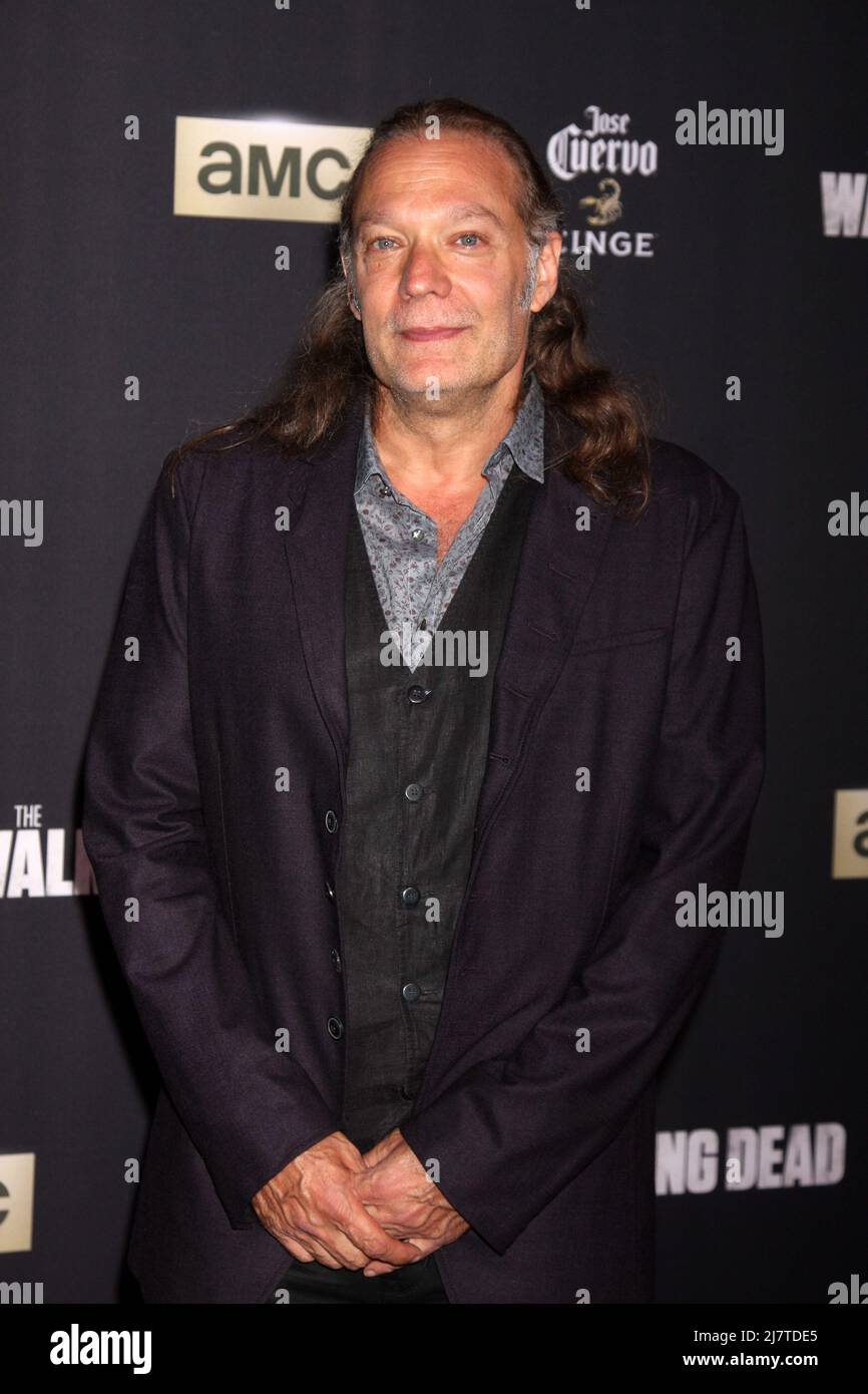 LOS ANGELES - OCT 2: Greg Nicotero at the "The Walking Dead" Season 5 ...