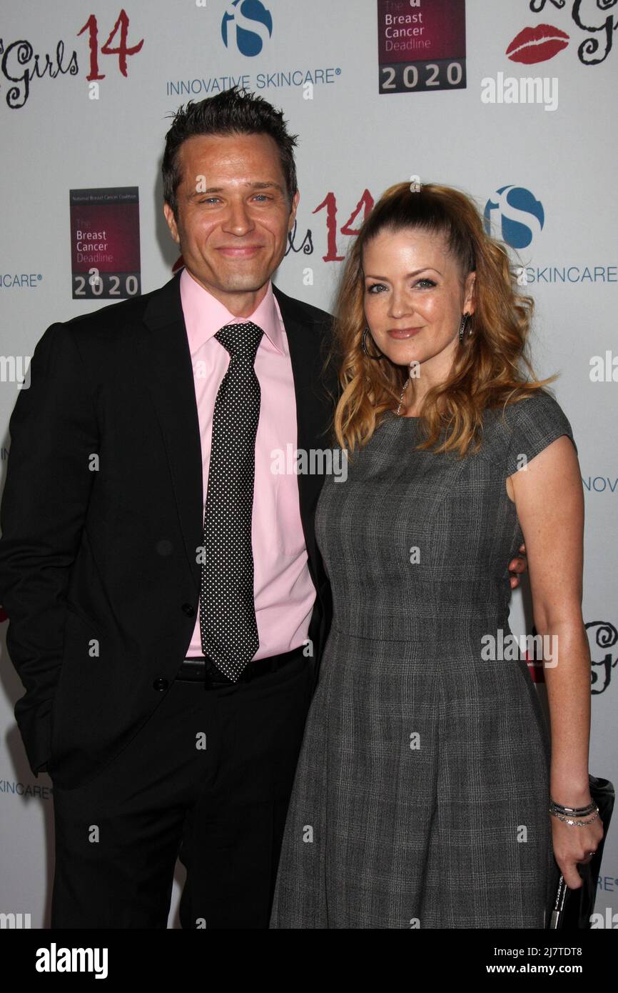 LOS ANGELES - OCT 6: Seamus Dever, Juliana Dever at the Les Girls 14 at ...