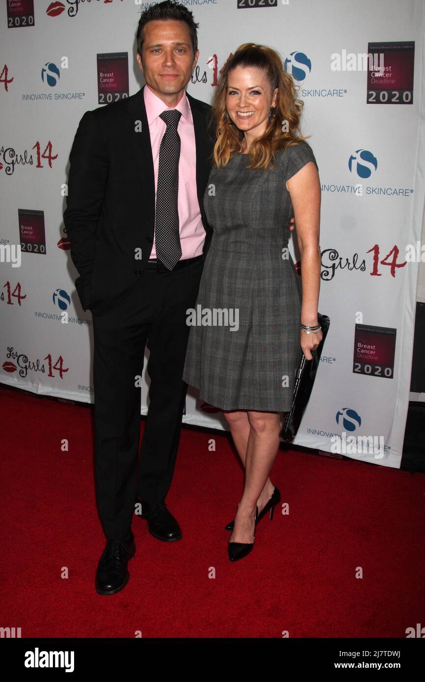 LOS ANGELES - OCT 6: Seamus Dever, Juliana Dever at the Les Girls 14 at ...