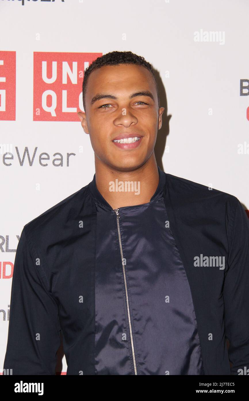 LOS ANGELES - OCT 9: Dale Moss at the UNIQLO Los Angeles Opening at ...