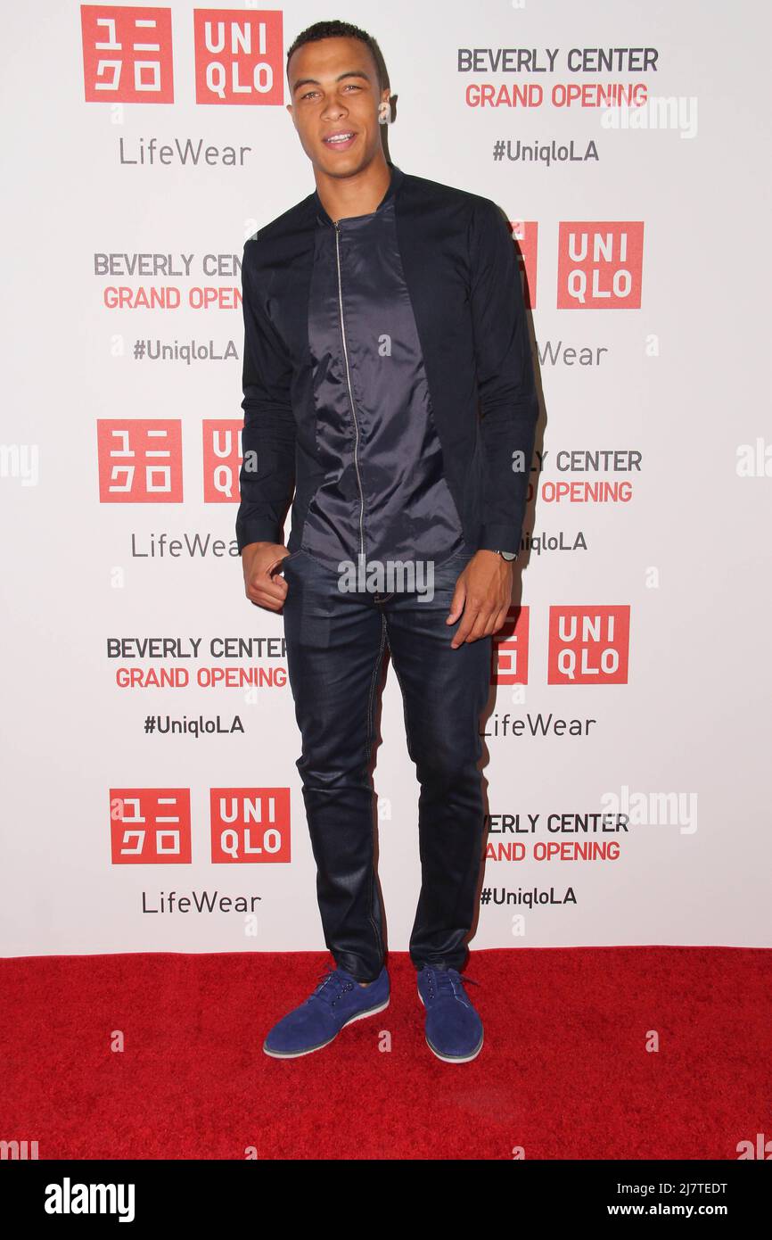 LOS ANGELES - OCT 9: Dale Moss at the UNIQLO Los Angeles Opening at ...