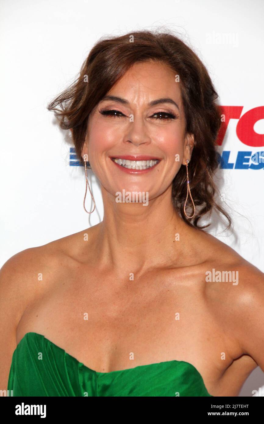LOS ANGELES - OCT 11: Teri Hatcher at the Children's Hospital Los ...