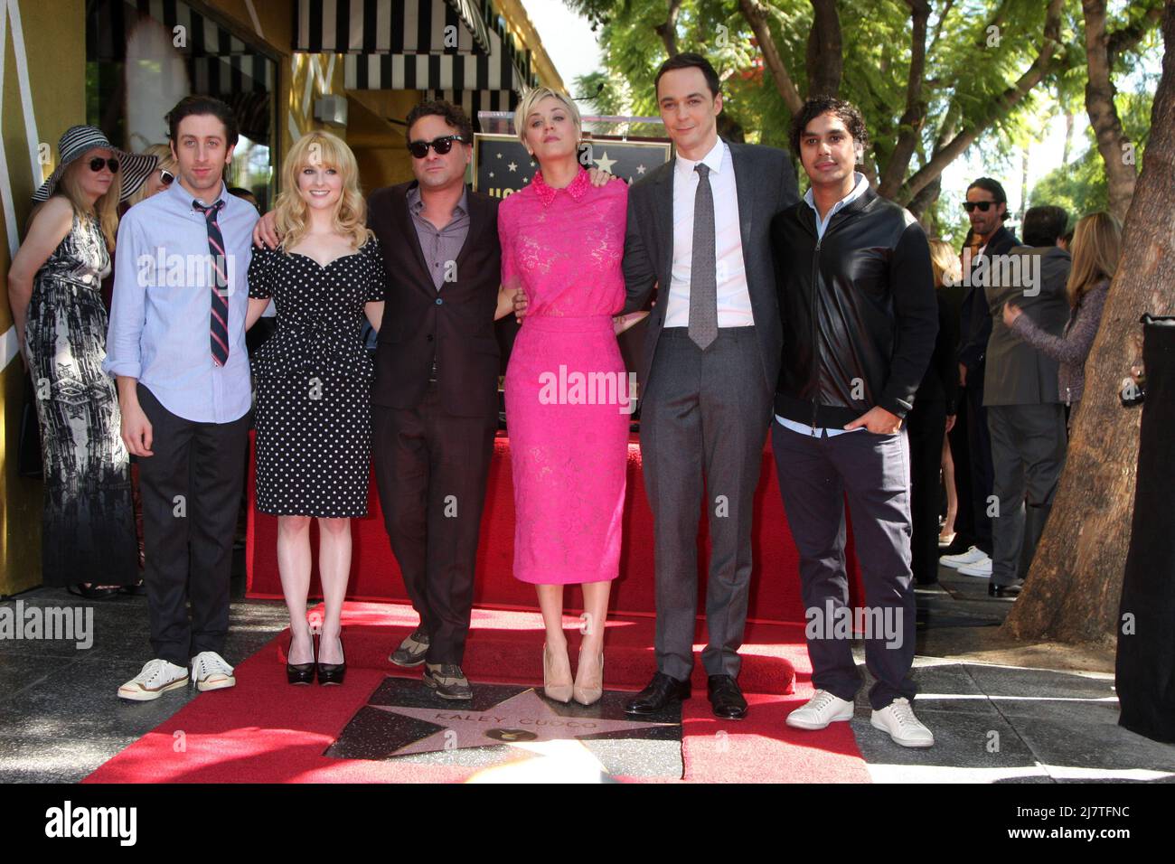 LOS ANGELES - OCT 29: Simon Helberg, Melissa Rausch, Johnny Galecki ...