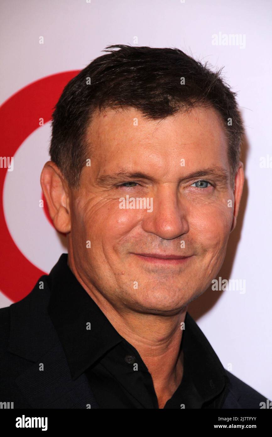 LOS ANGELES - OCT 17: Kevin Williamson at the 10th Annual GLSEN Respect ...